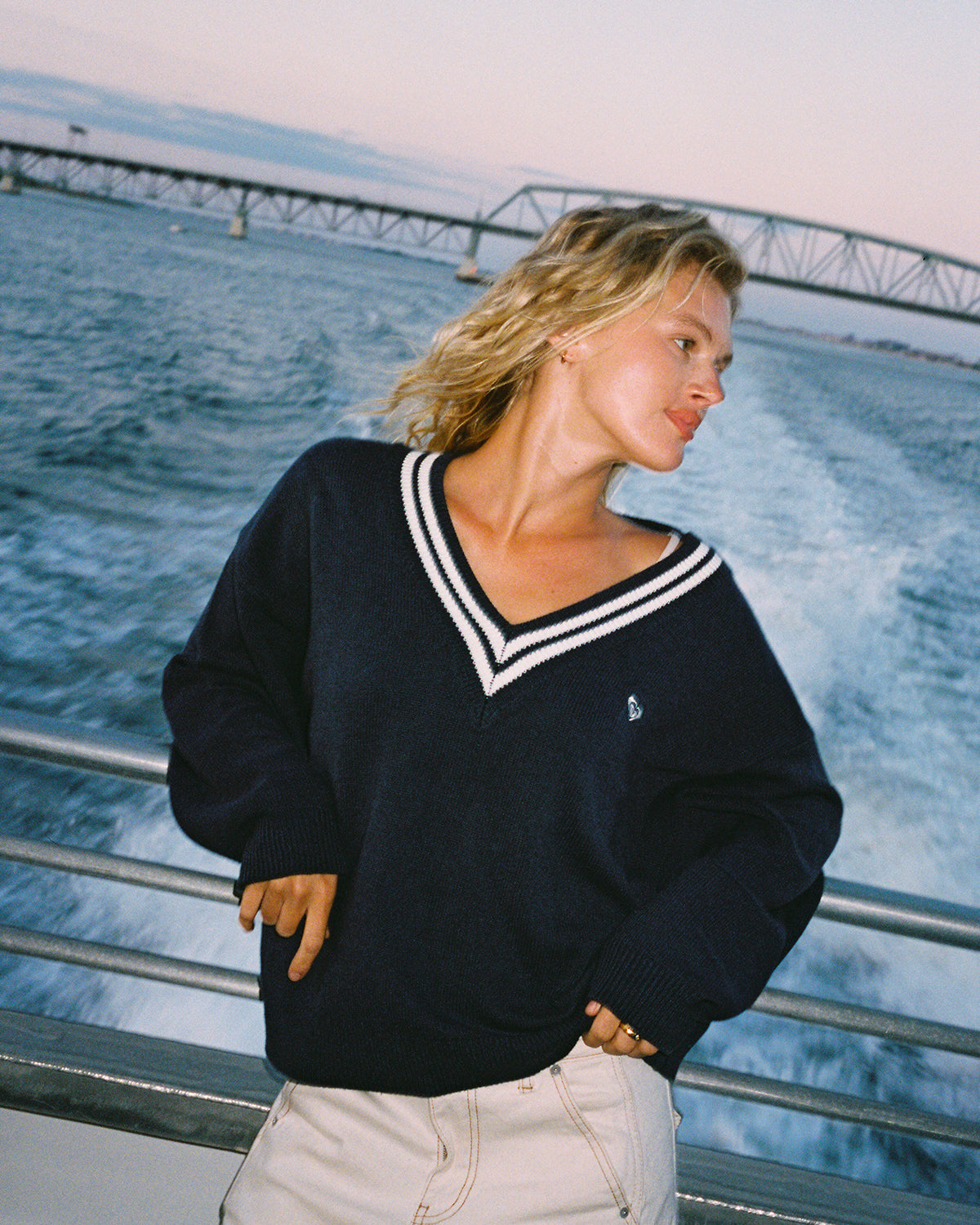 Womens Surf School V Neck Jumper – Roxy